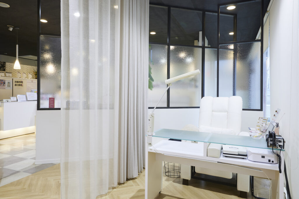 HAIR ZERO nail - 香川県高松市のヘアサロンHAIR ZERO【美容室ゼロ】